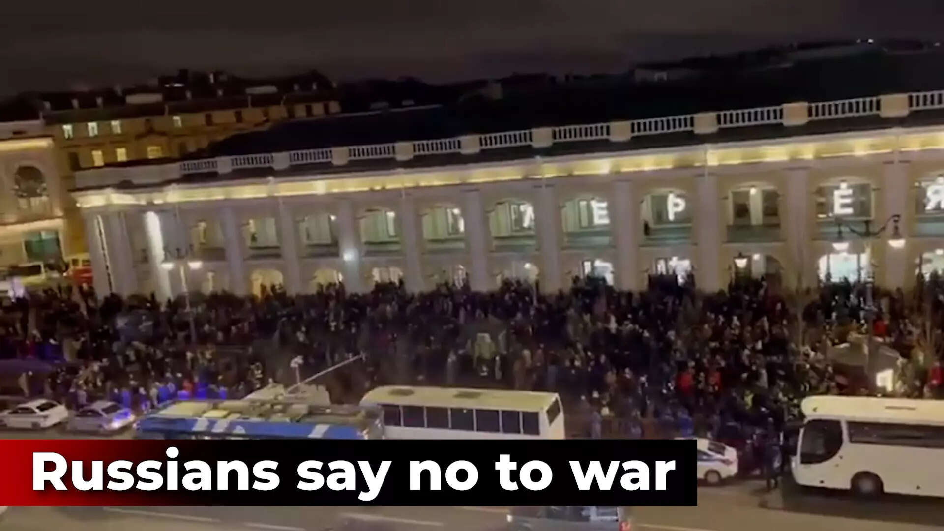 Russian anti-war protesters face police crackdown and arrests