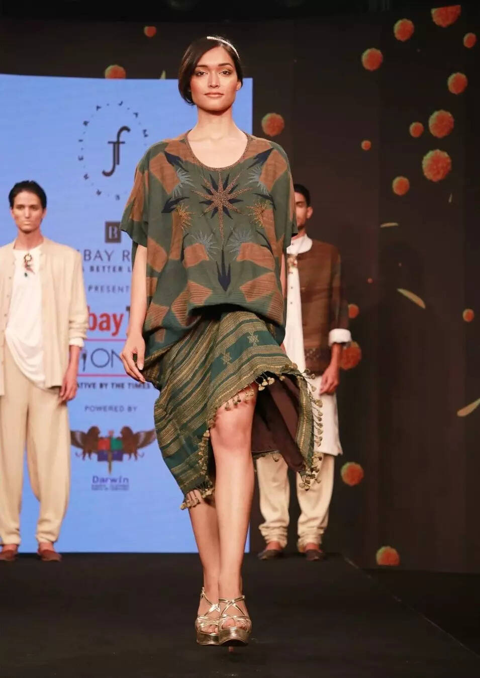 Five times Neha Jaiswal dazzled on the runway!