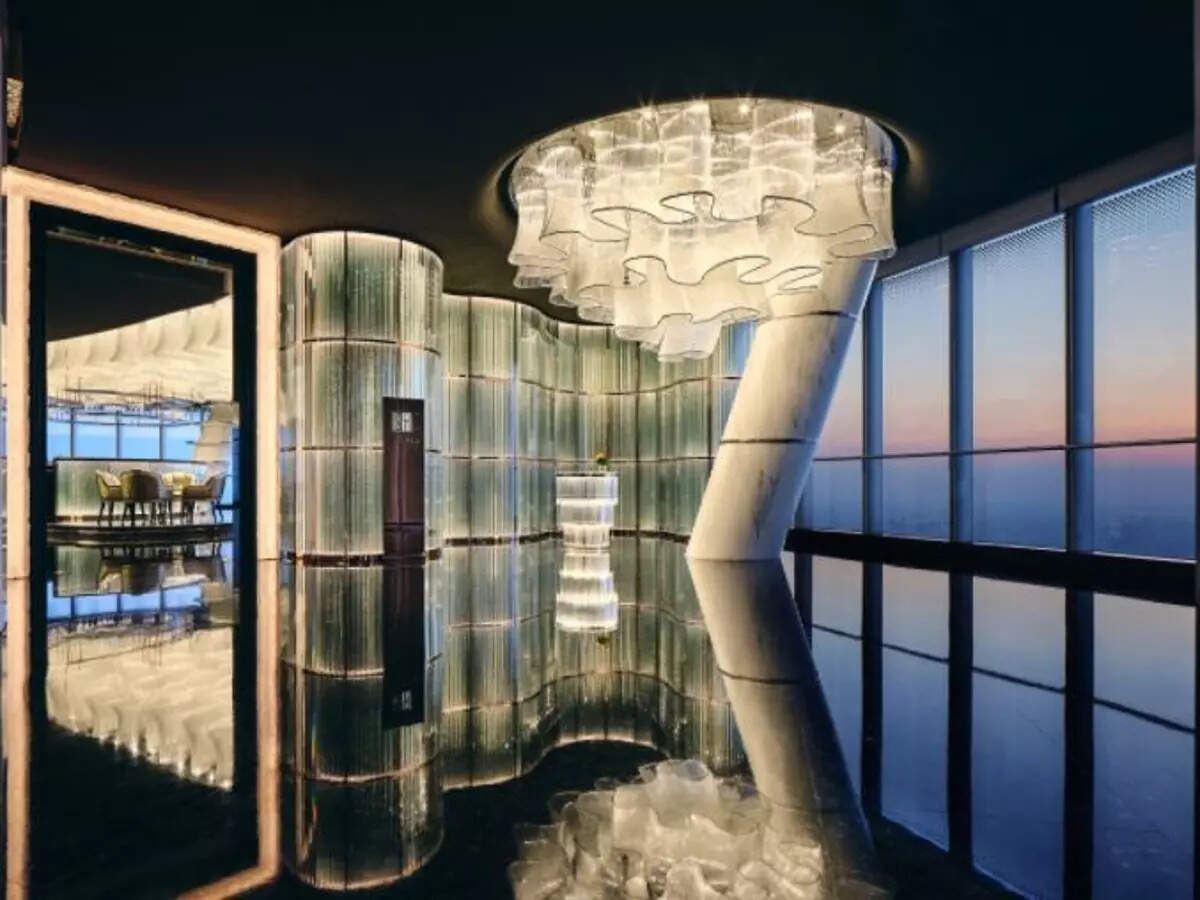 Shanghai becomes home to the world's highest restaurant in a building ...