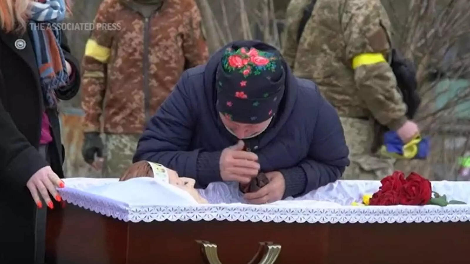 Ukraine paramedic remembered for bravery