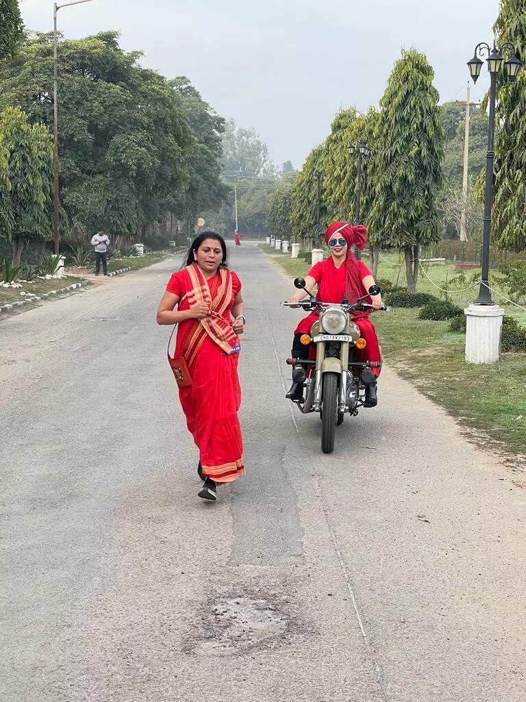 Women in sarees run for a message against juvenile driving | Events ...