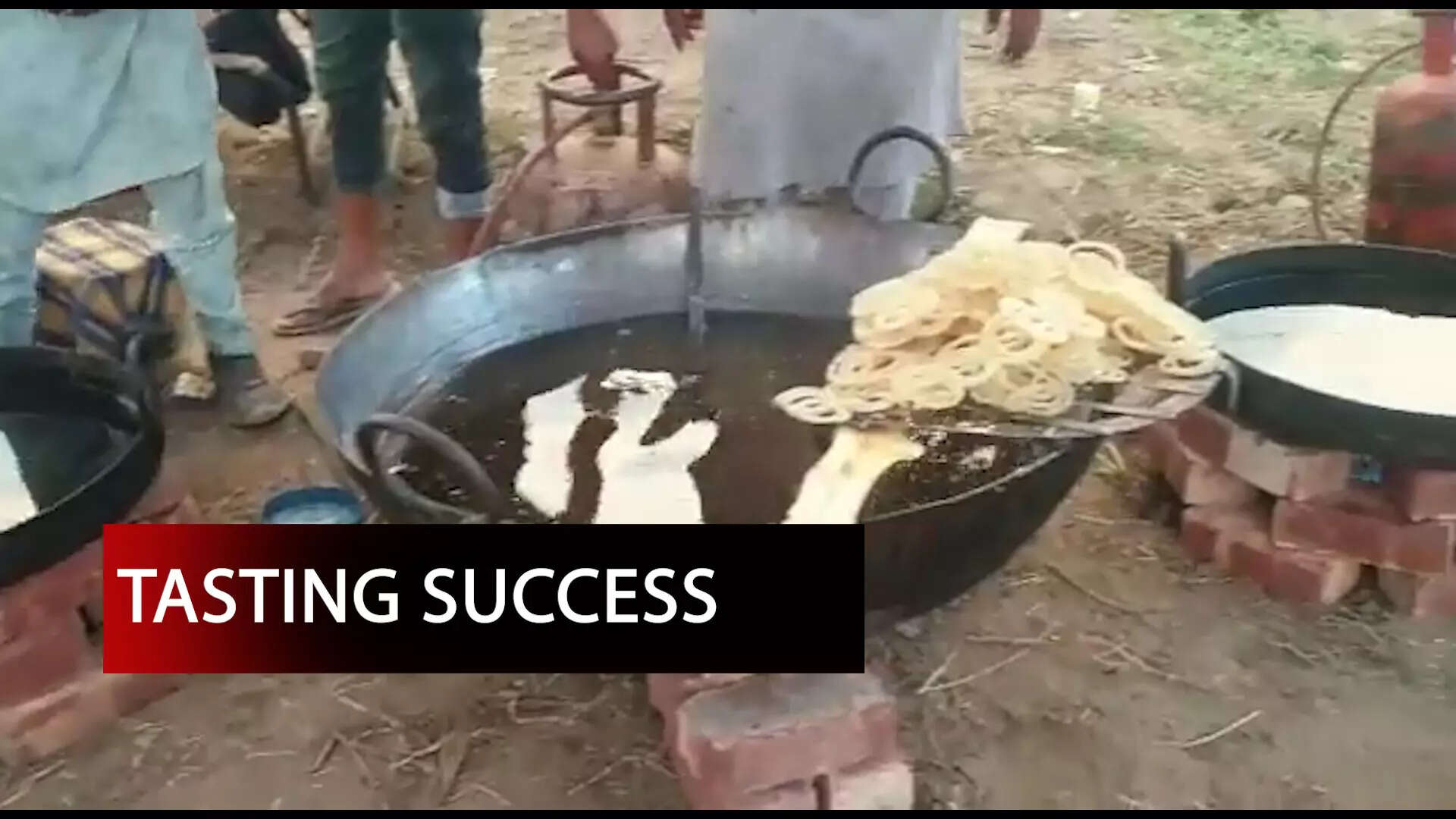 Punjab polls 2022: Jalebi preparation begins at Bhagwant Mann's residence as AAP crosses ...