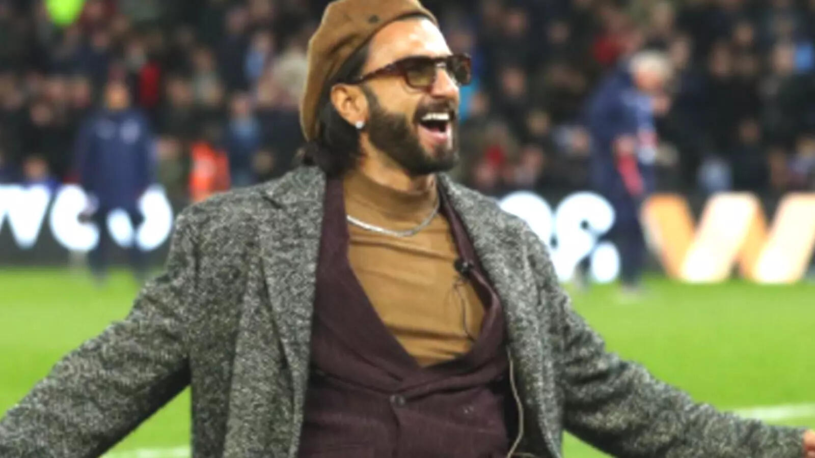 Ranveer Singh flaunts his football skills as he takes a penalty shot ...