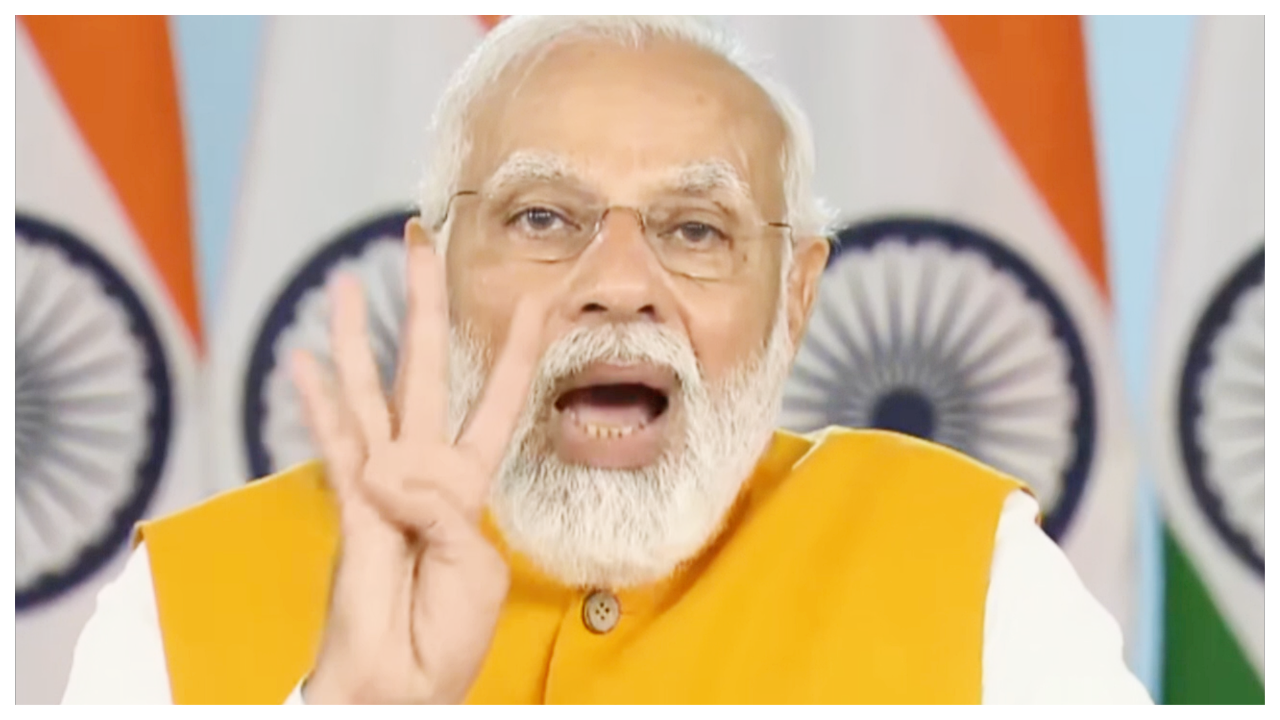 India sets new record of 400 billion dollars goods exports target: PM Modi