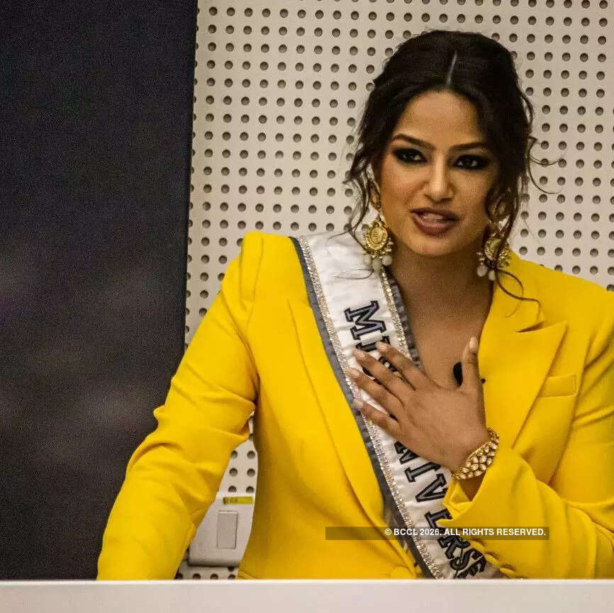 Harnaaz Kaur Sandhu inspires young minds at Bennett University