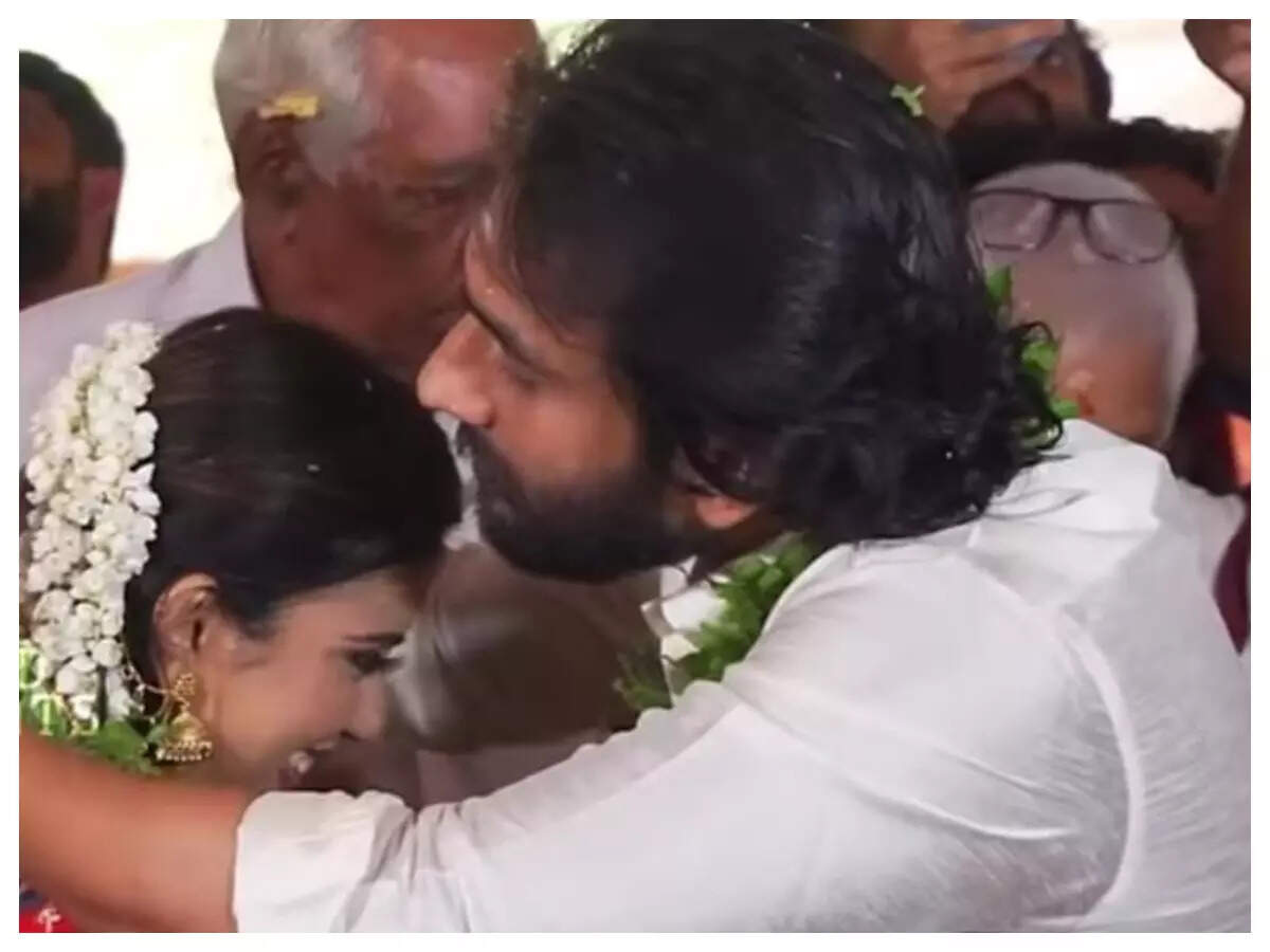 Pics: ‘Queen’ fame Dhruvan enters wedlock | Malayalam Movie News ...