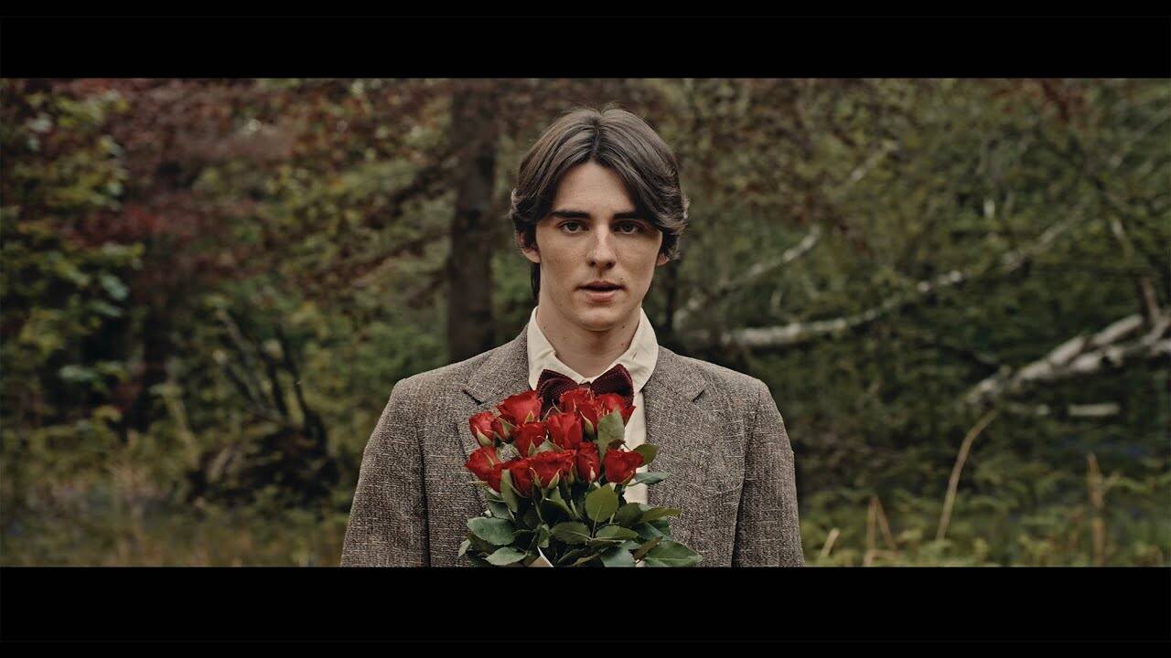 flora cash: Watch Latest English Official Music Video Song 'Soul Mate ...