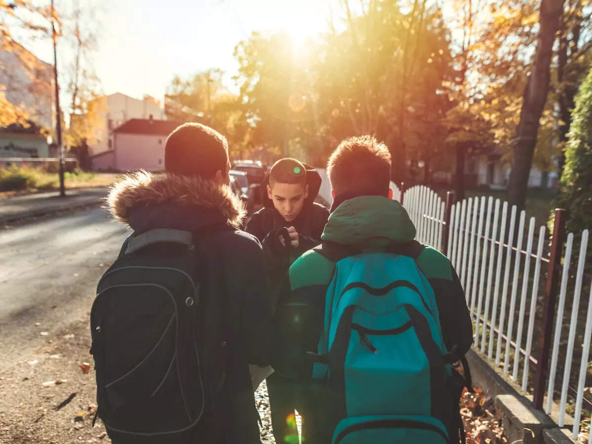 Teasing Vs bullying: Help your child understand the difference (and red ...
