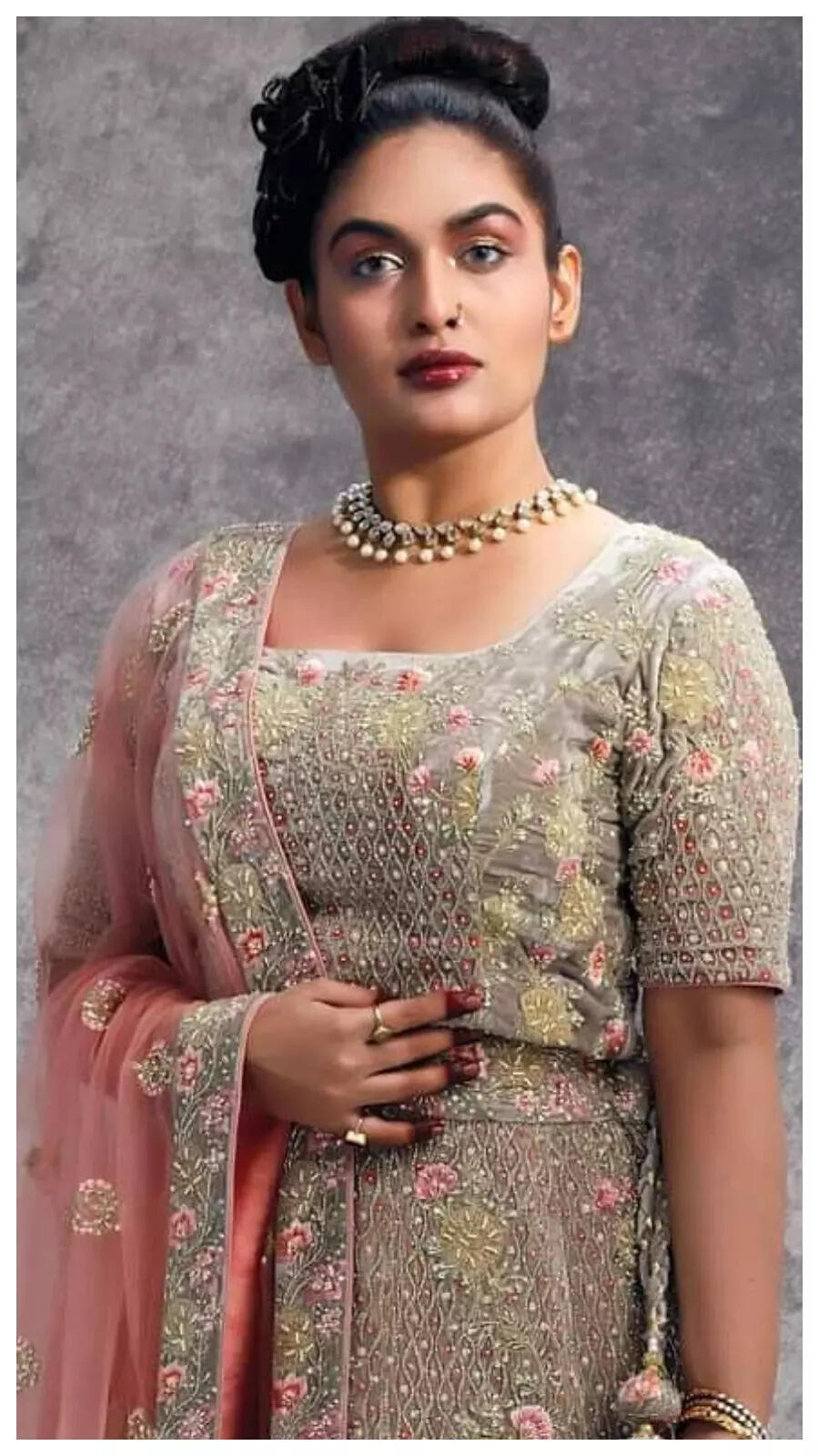 Vincy Aloshious makes her Bollywood debut with the film ‘The Face of ...