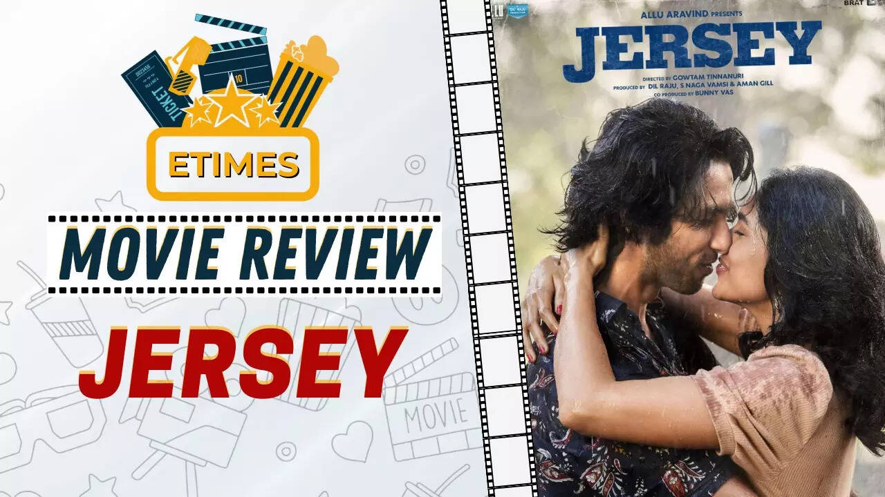ETimes Movie Review 'Jersey': Shahid Kapoor bowls us over with his ...