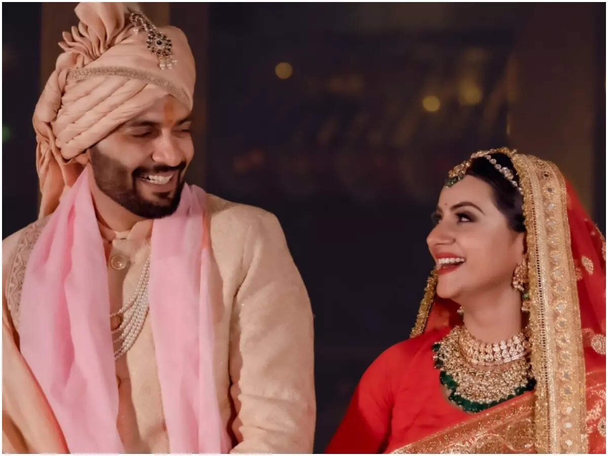 Exclusive Pics! Aastha Chaudhary gets married to Aditya Banerjee ...