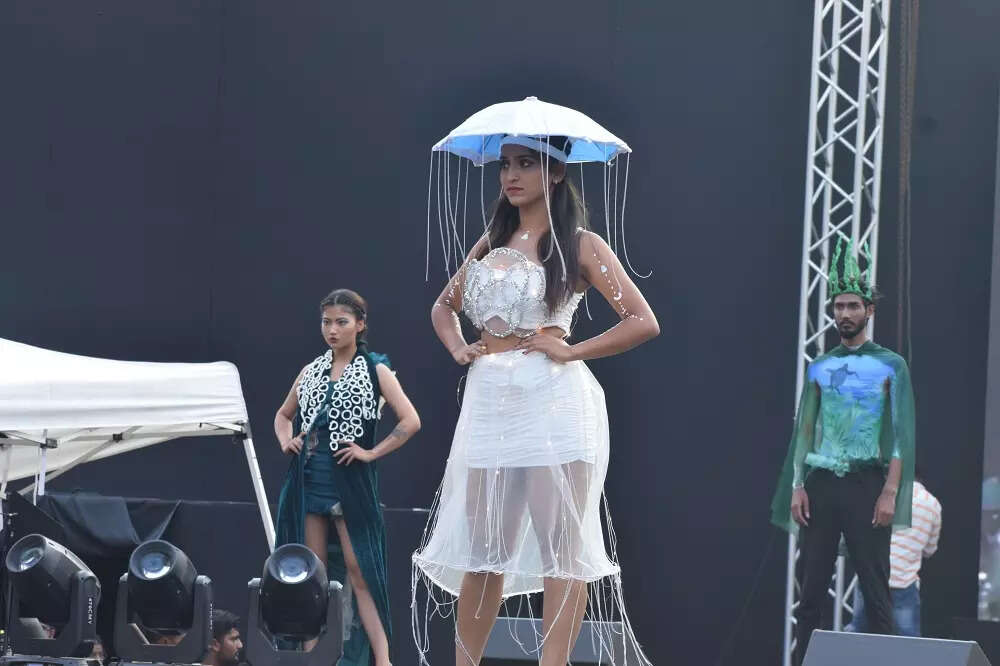 Benny Dayal, Lost Stories & DJ Rhea perform at Krupanidhi Group of ...