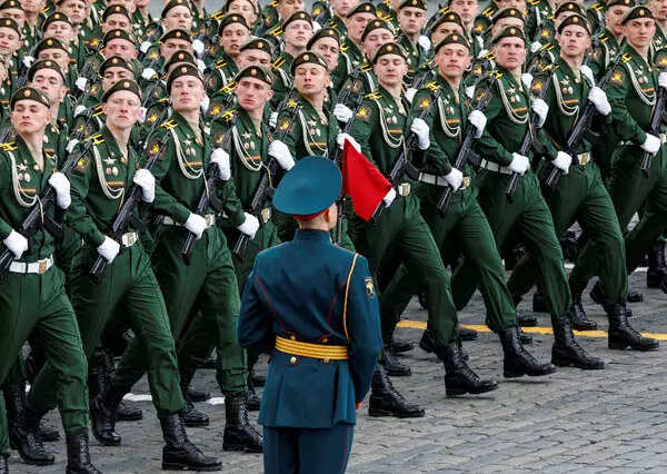 40 spectacular pictures from Russia's WW2 victory parade- The Etimes ...