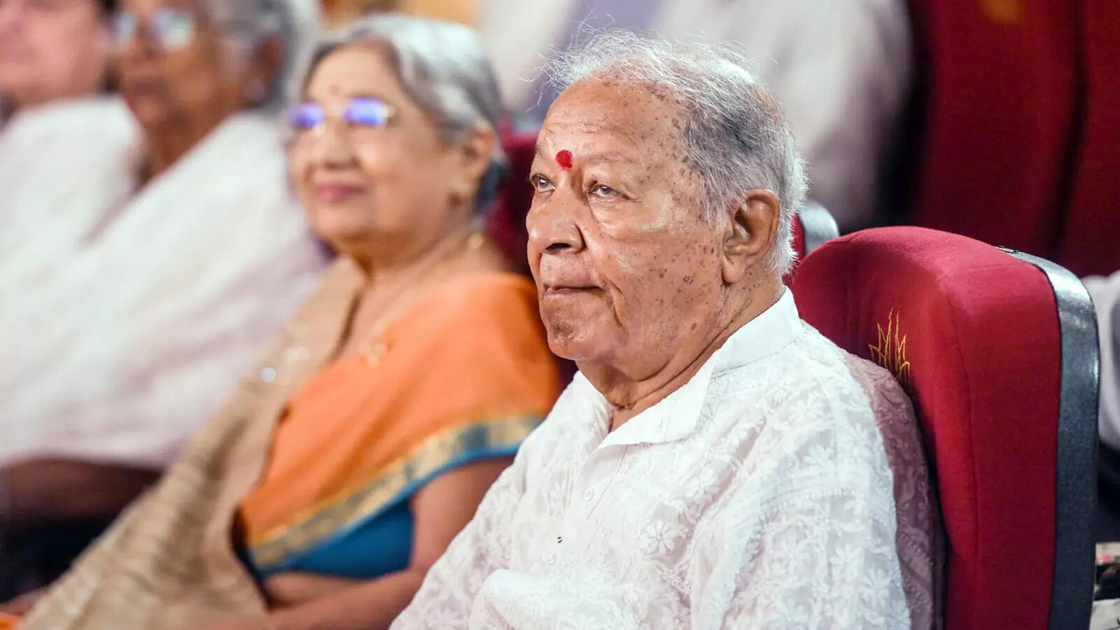 Pandit Hariprasad Chaurasia talks about Pandit Shivkumar Sharma at ...