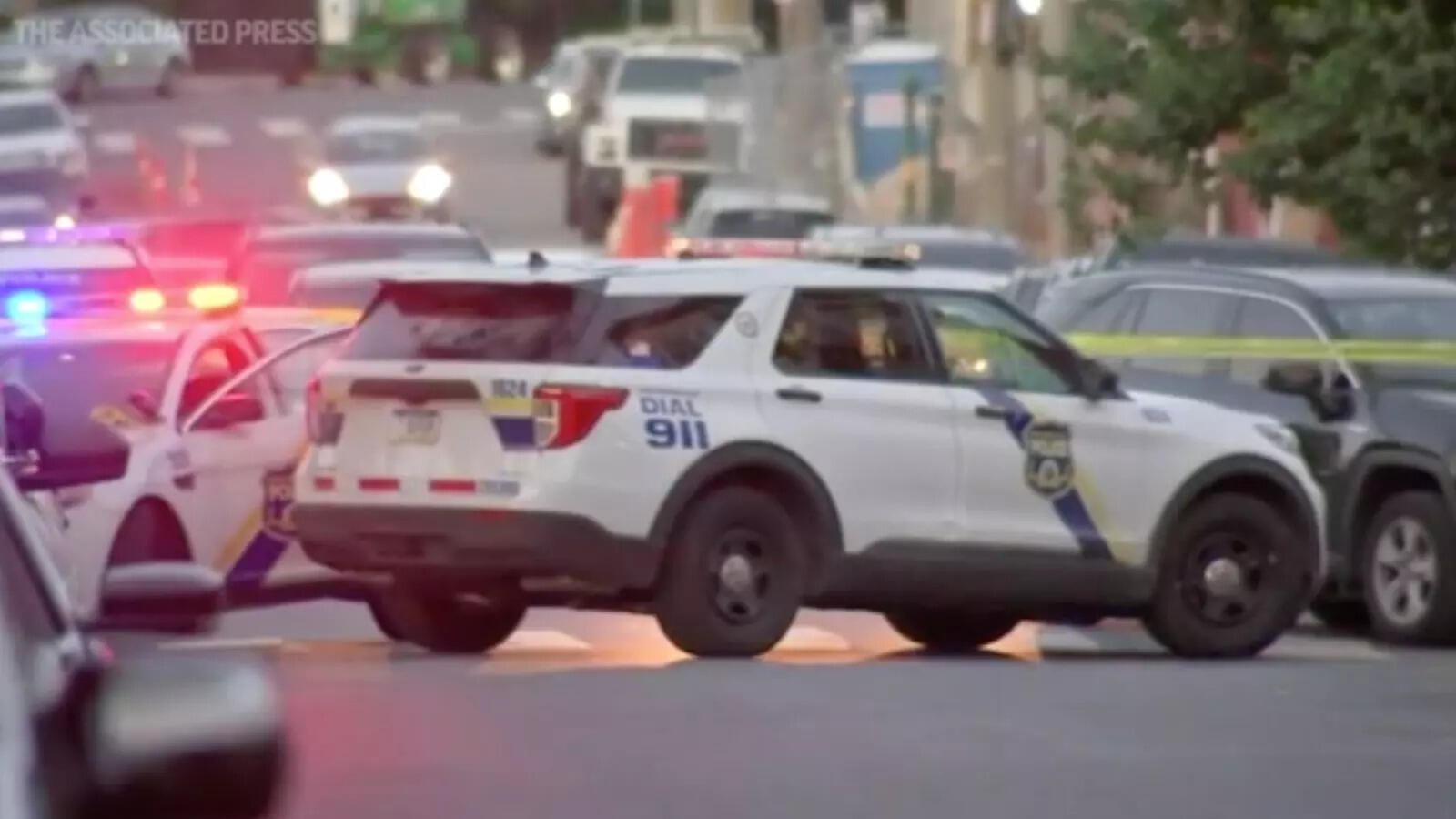 Philadelphia police: 4 shot walking to prom party