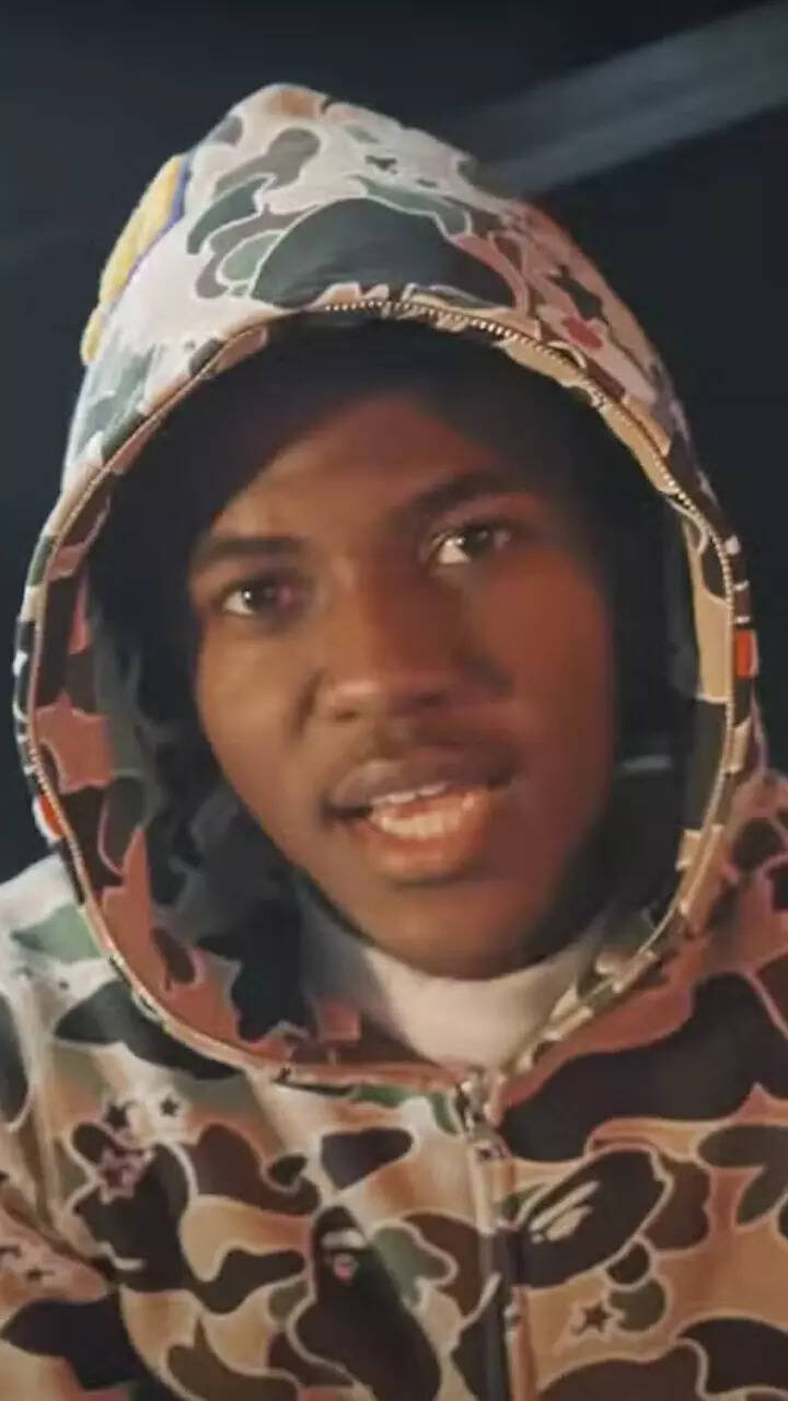 Badshah receives hate message after he condoles KK's death - Times of India