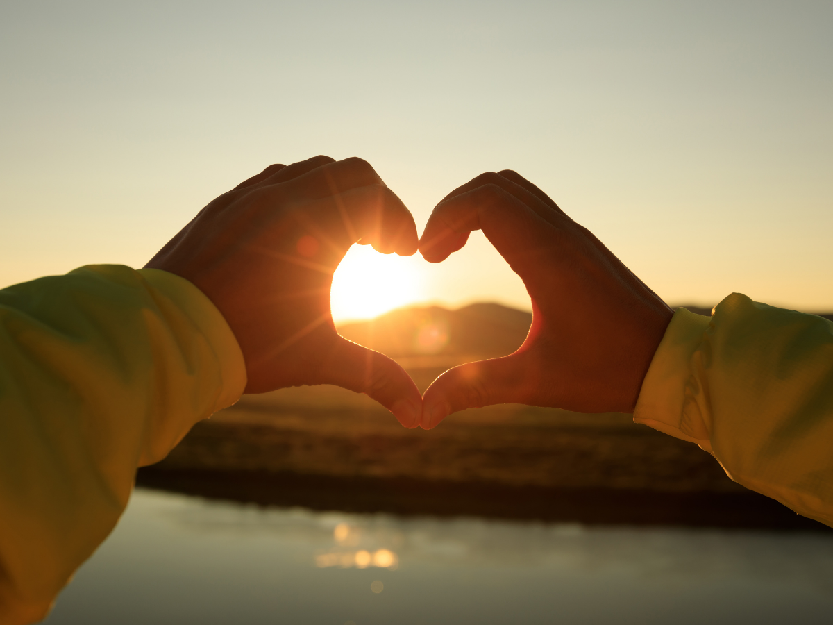 Signs of telepathic love