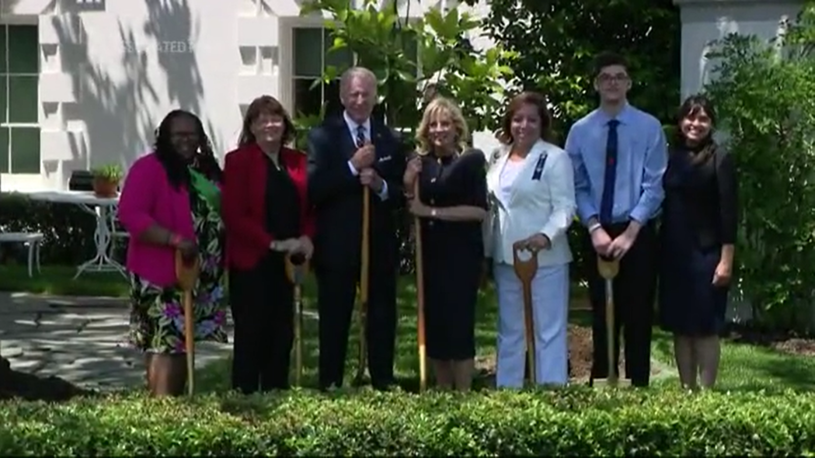 Biden honours fallen by planting tree at White House