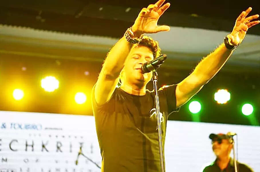 Singer KK passes away: Unmissable pictures and moments from his live ...