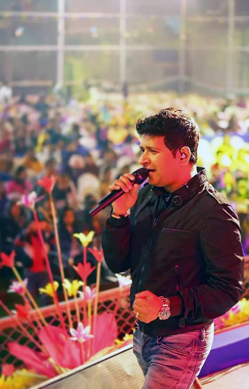Singer KK passes away: Unmissable pictures and moments from his live ...