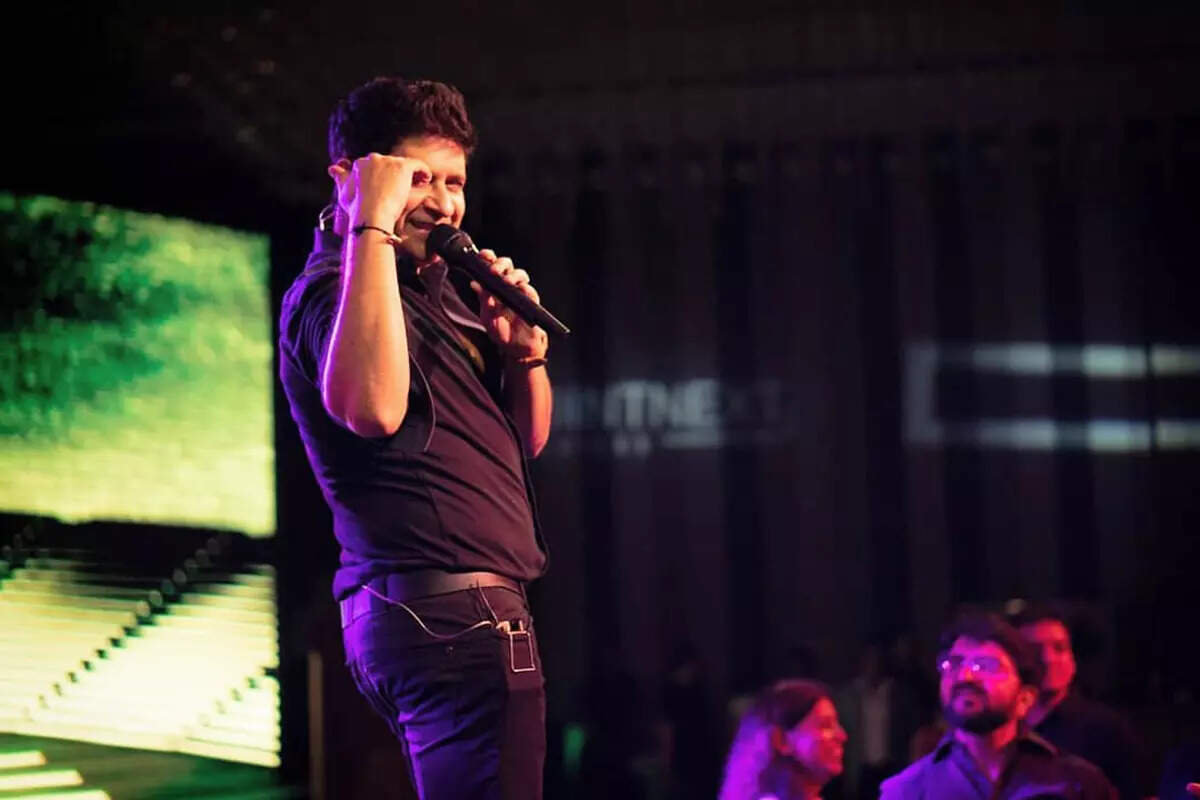Singer KK passes away: Unmissable pictures and moments from his live ...