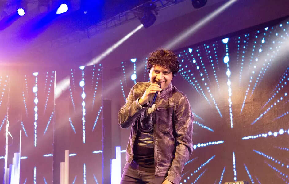 Singer KK passes away: Unmissable pictures and moments from his live ...