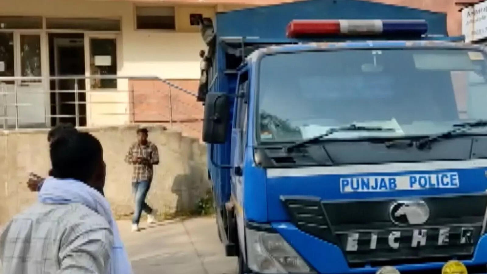 sadhu singh: Vigilance Bureau arrests former Punjab Minister Sadhu ... sadhu singh: Vigilance Bureau arrests former Punjab Minister Sadhu ...