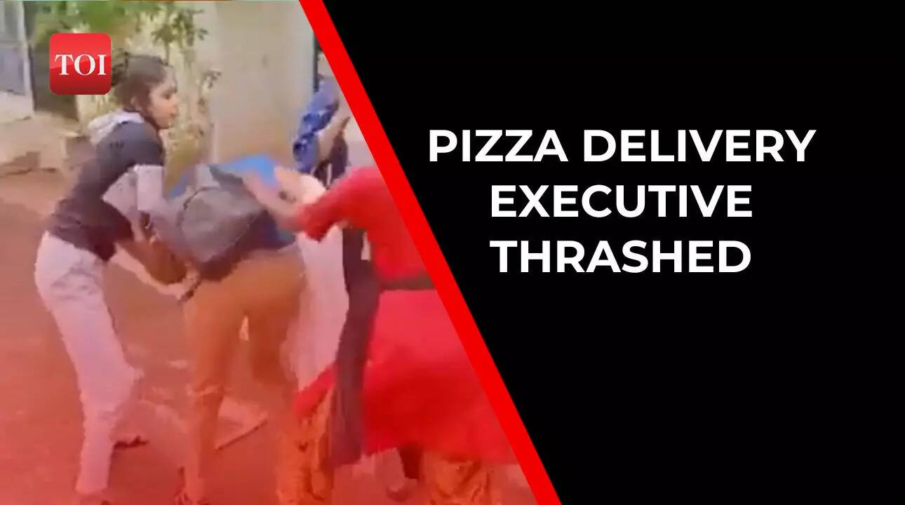 Viral video: Pizza chain employee brutally thrashed by four women