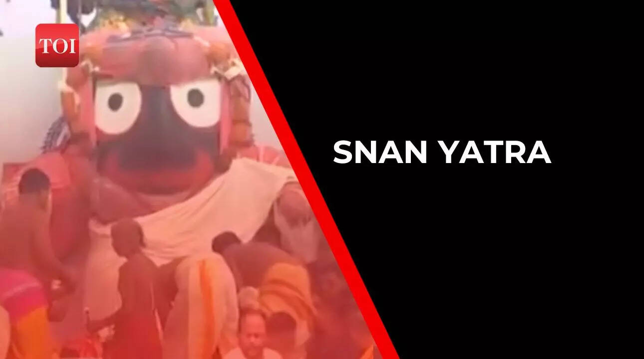 Odisha: ‘Snan Yatra’ of Holy Trinity performed at Jagannath Temple in Puri