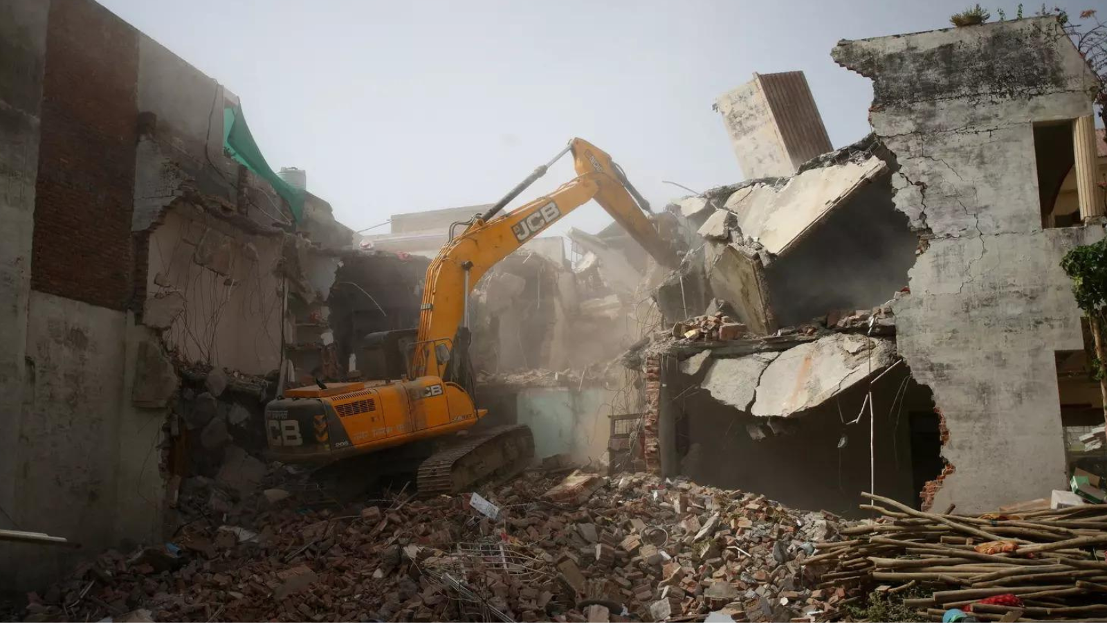 UP Demolition row: SC refuses to stop bulldozer drive in Prayagraj