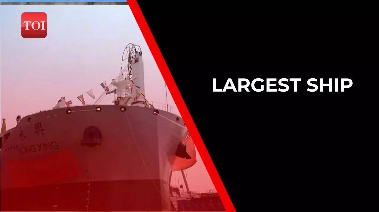 world's largest ship: World's Largest Heavy-duty Crane Ship Delivered ...