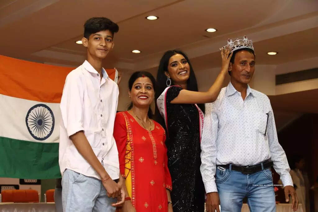 Manya Singh: "I'm lucky to have experienced bringing pride to my parents"