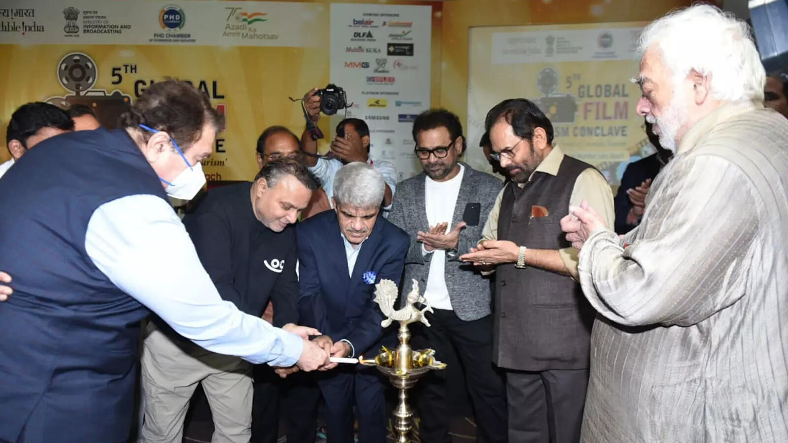 Randhir Kapoor, Anees Bazmee, Rahul Rawail, Manoj Joshi felicitated at ...