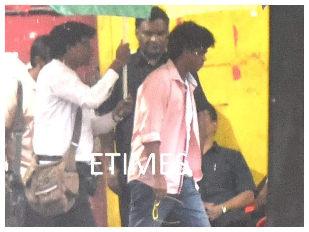 Exclusive photos: Siddharth Jadhav, Shivaji Satam and Jay Dudhane snapped on the sets of 'De ...