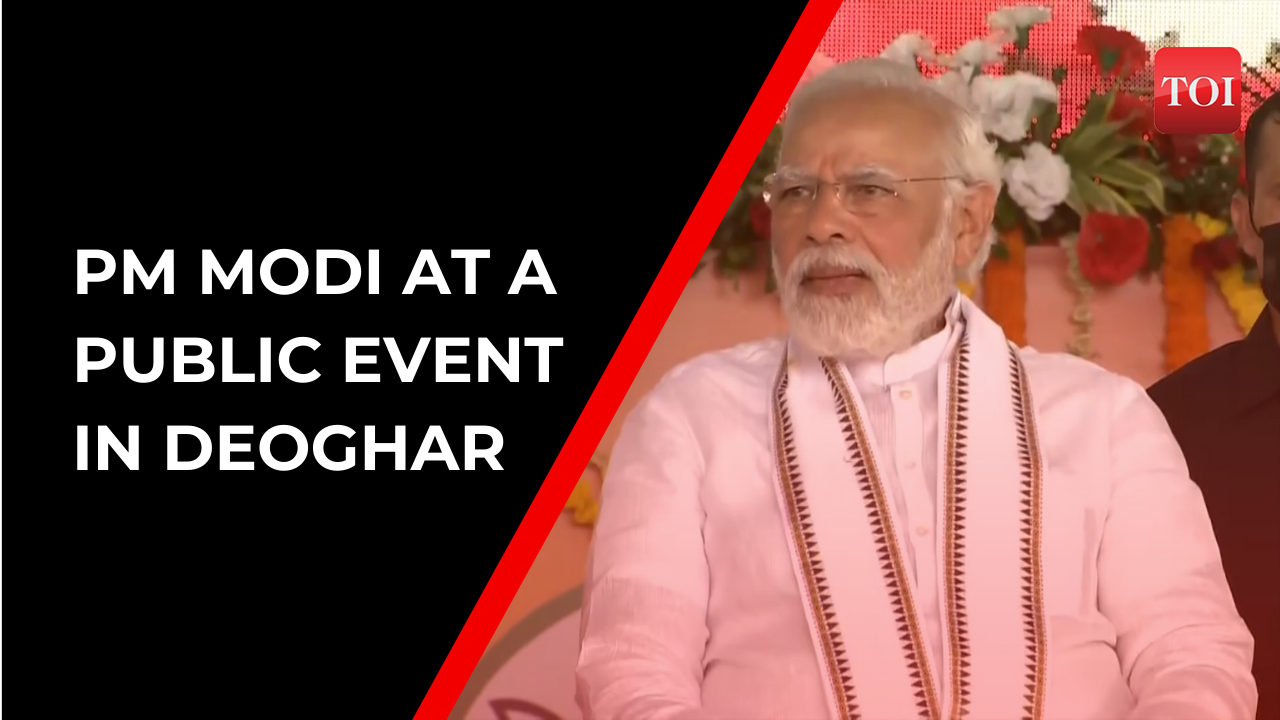 PM Modi at a public event in Deoghar
