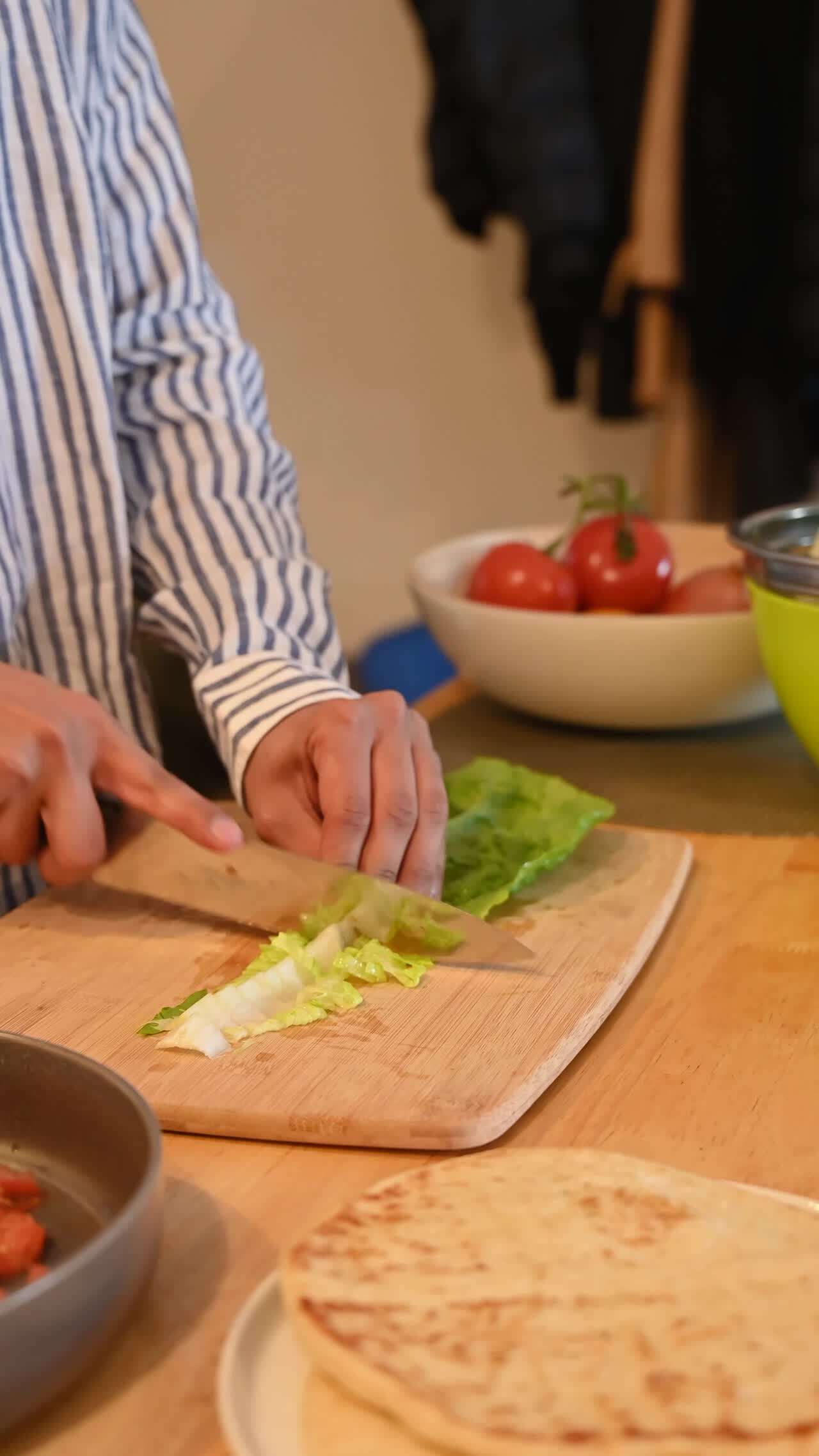 Loves chopping and cutting - Times Food