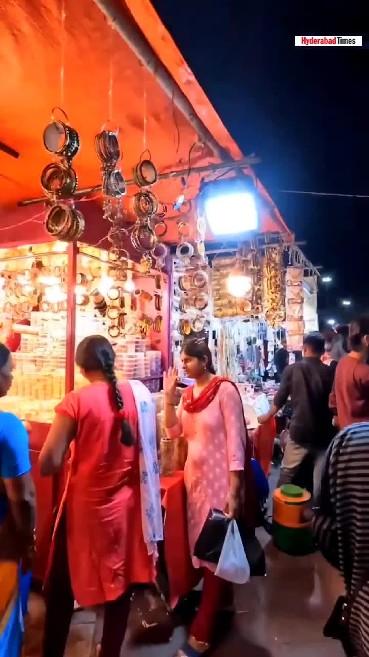 Charminar's Raat Bazaar