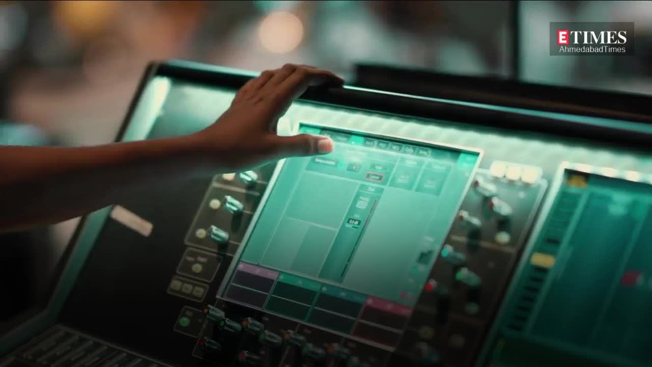 Aditya Gadhavi live in concert