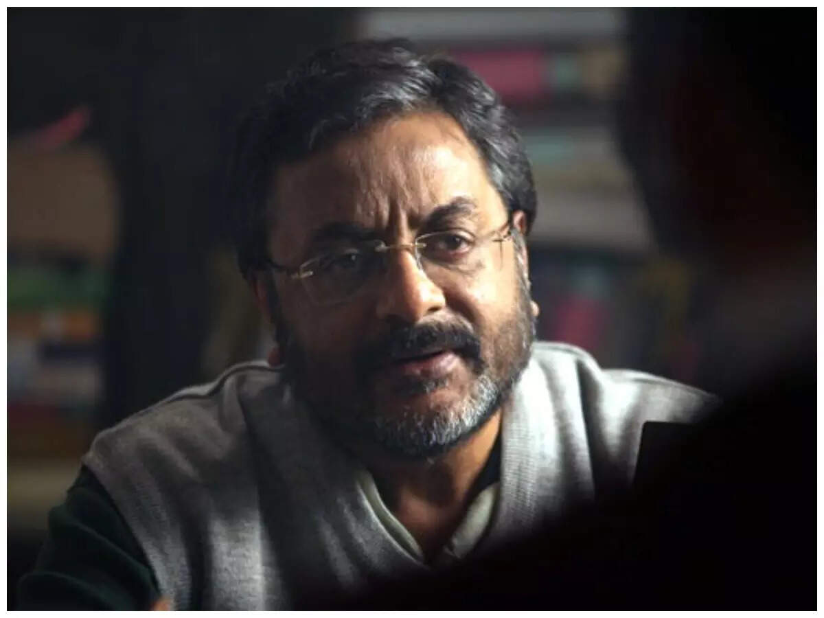 Remembering Pratap Pothen through his most popular roles