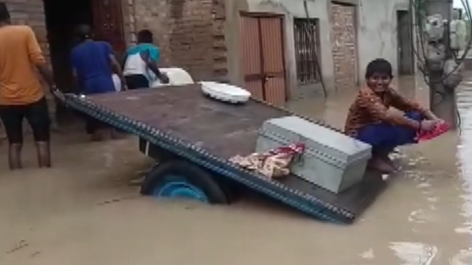 Rajasthan Army, BSF conduct rescue operations in rain-battered Sri ...