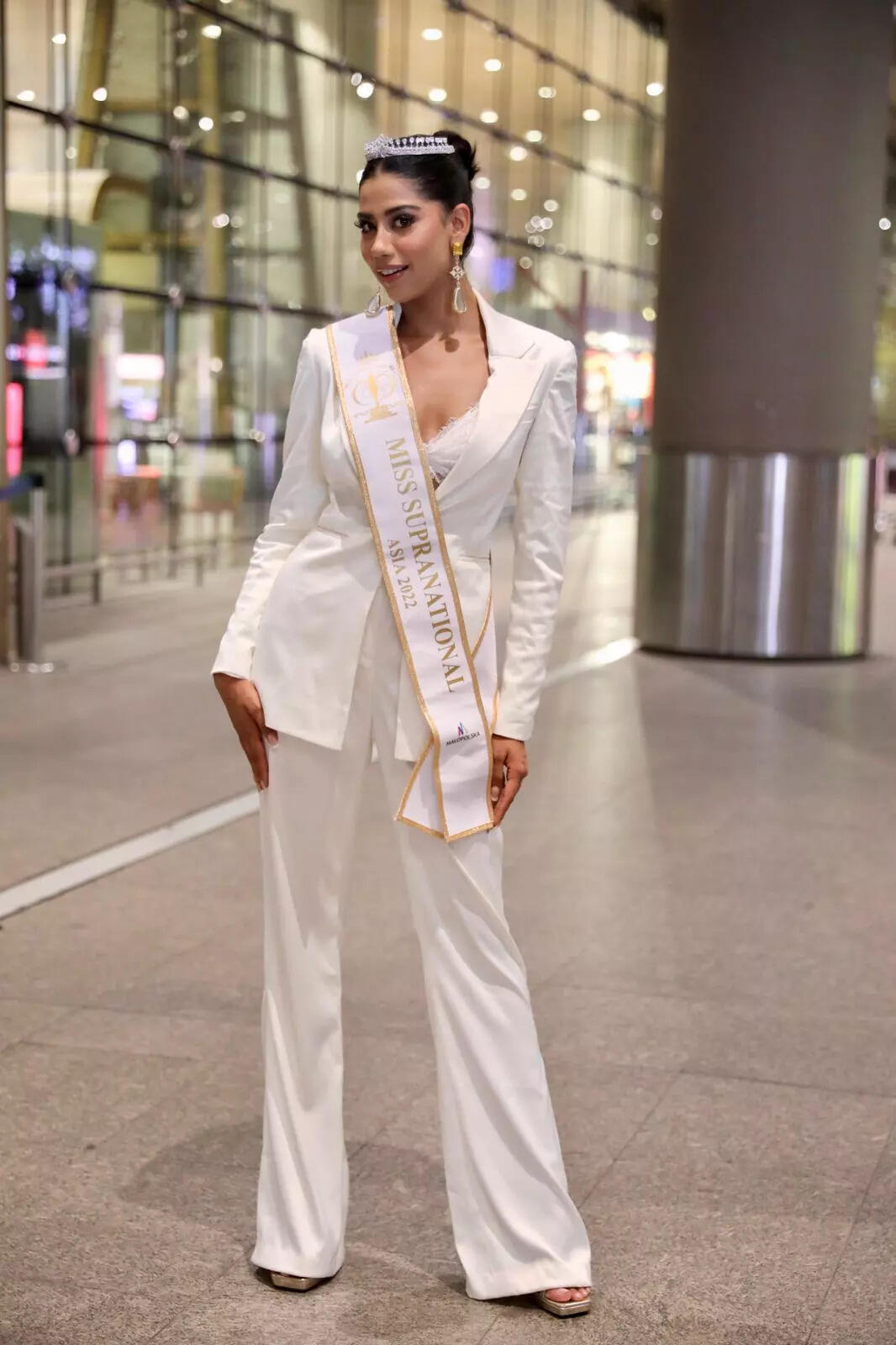 Ritika Khatnani returns to India after her triumphant glory at Miss Supranational 2022