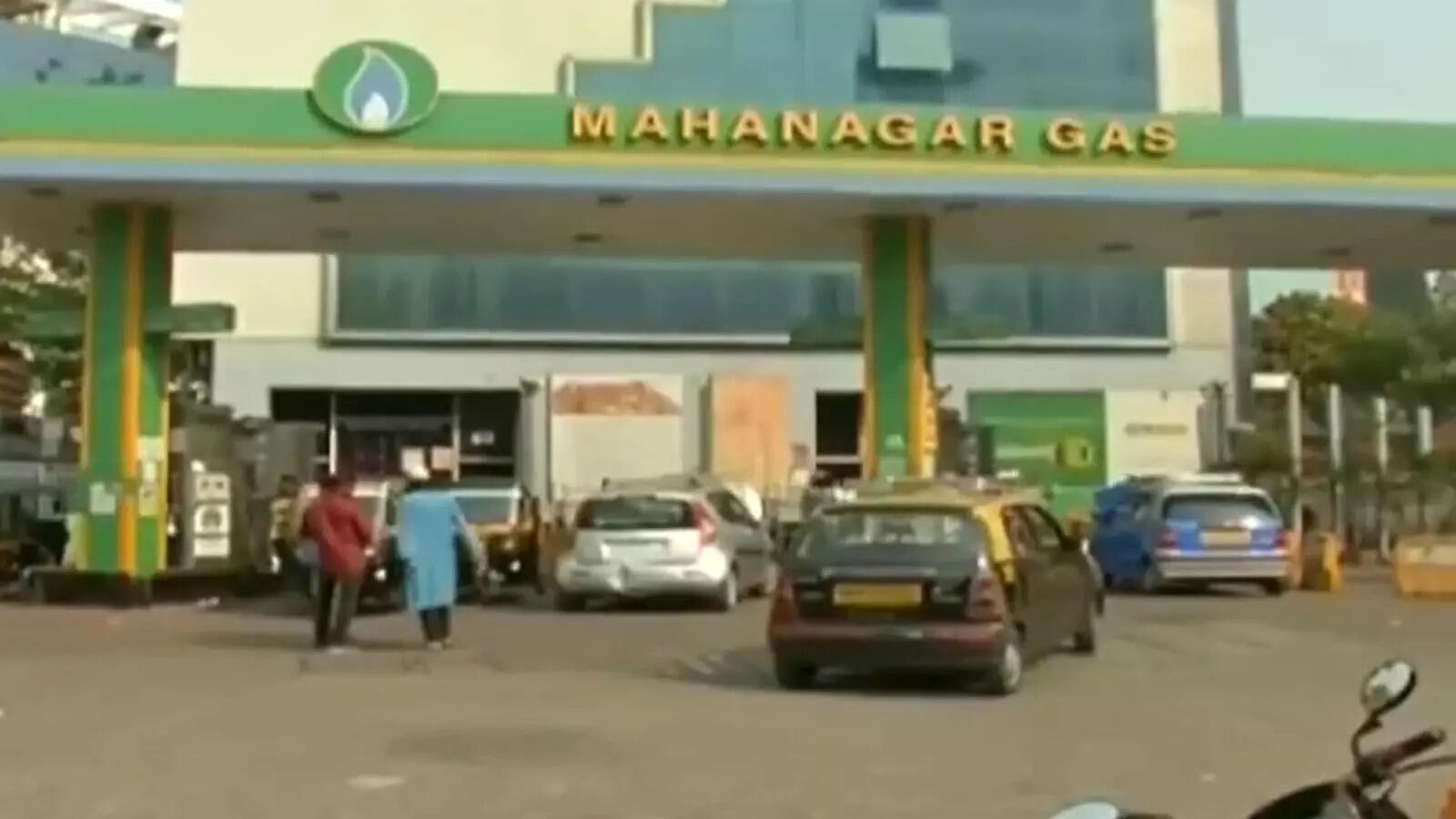 CNG price goes up by Rs 6 per kg, cooking gas by Rs 4 per unit in Mumbai