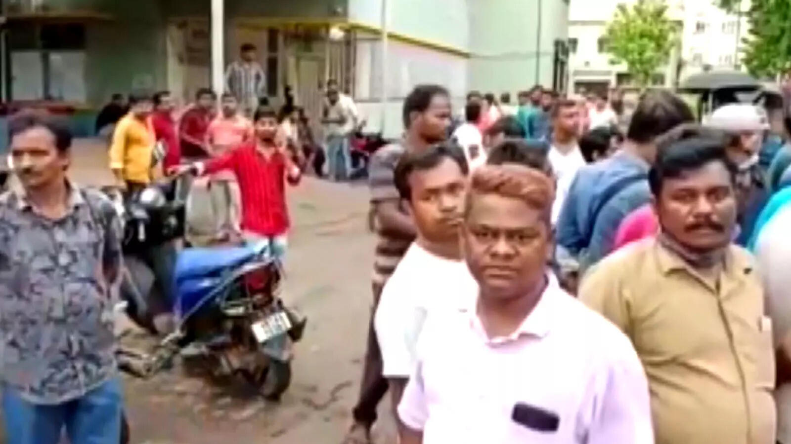 WB: 2 dead after gas leak in Electro Steel Factory in North 24 Parganas