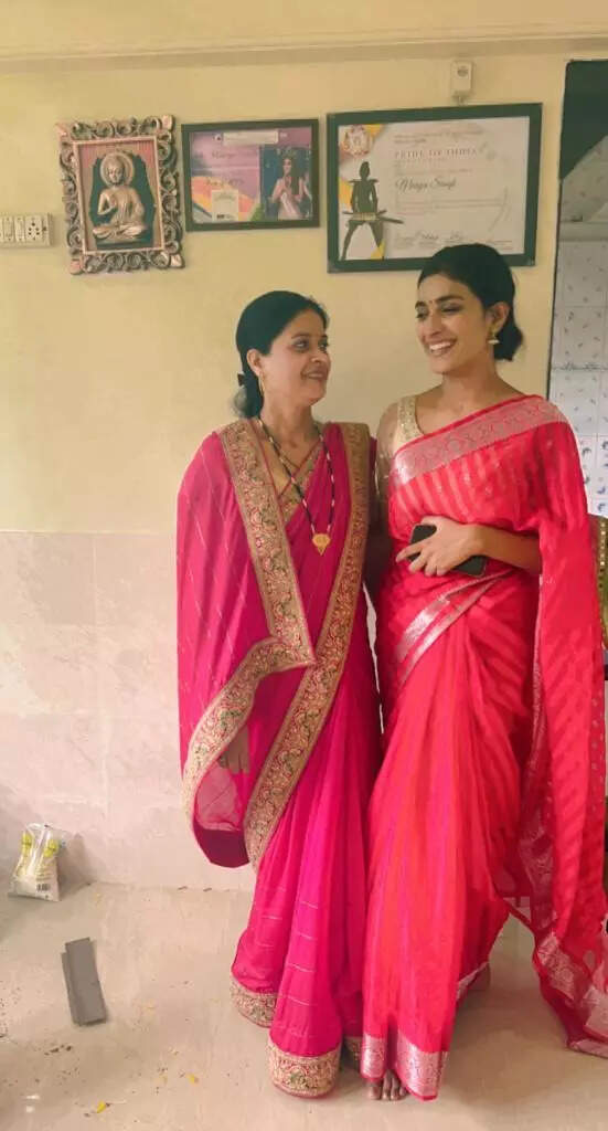 Manya Singh: 'It was my dream to buy a house for my parents!'