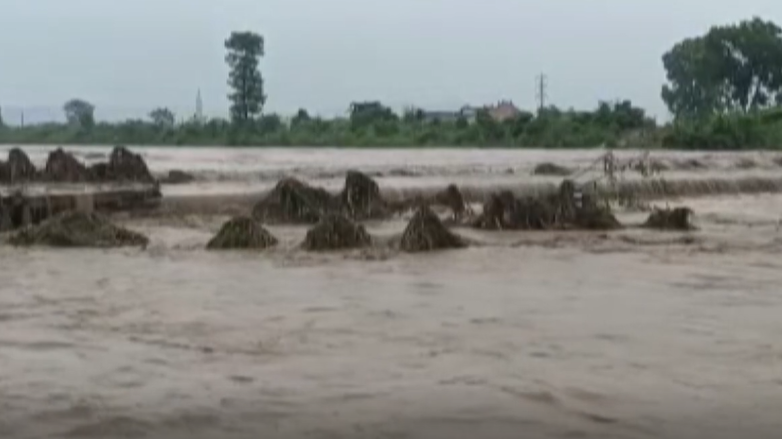 Uttarakhand: Heavy rain washes away bridge in Haridwar