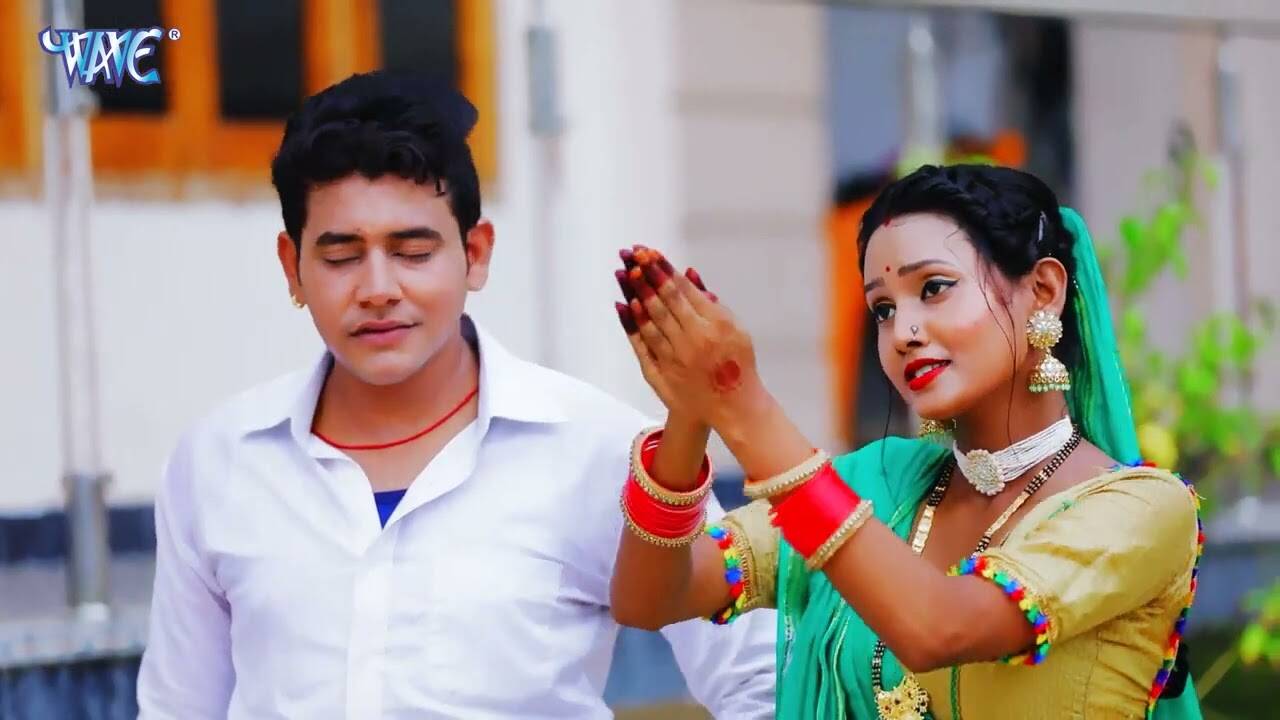 Watch Latest Bhojpuri Devotional Song 'Geruwa Rang Sari' Sung By Ankit ...