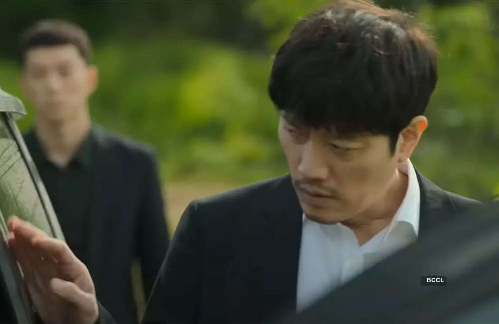 A Model Family Web Series: Review, Trailer, Star Cast, Songs, Actress ...