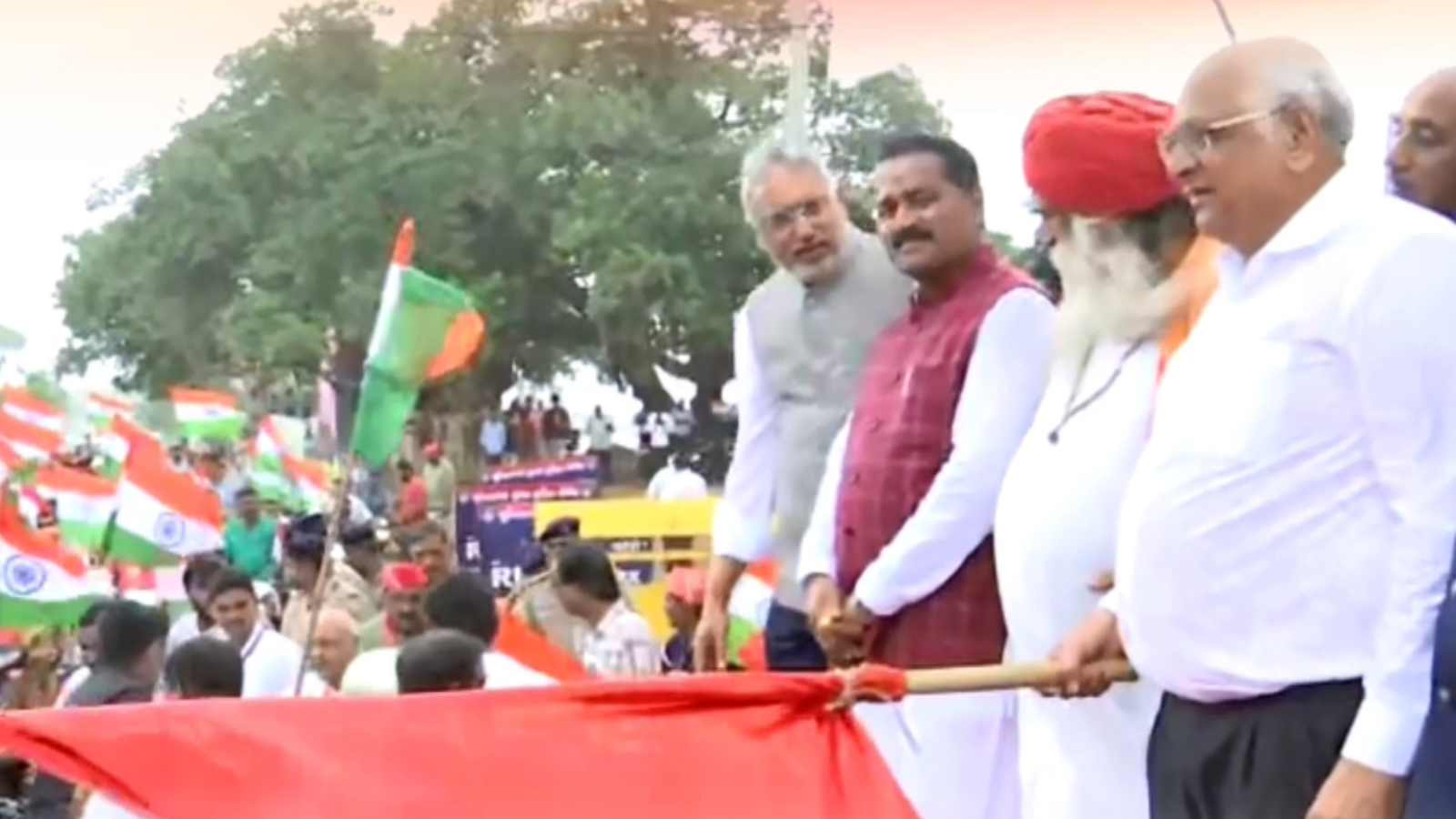 Har Ghar Tiranga Gujarat Cm Bhupendra Patel Flags Off Tiranga Rally In