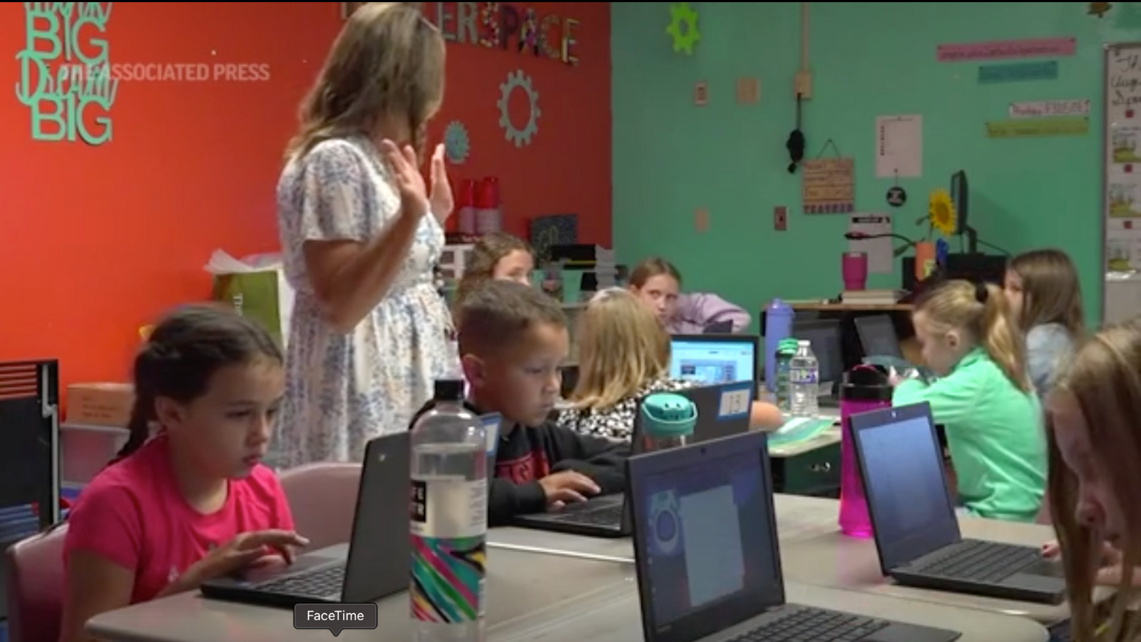 US: “Back to school” brings a focus on mental health, authorities ...