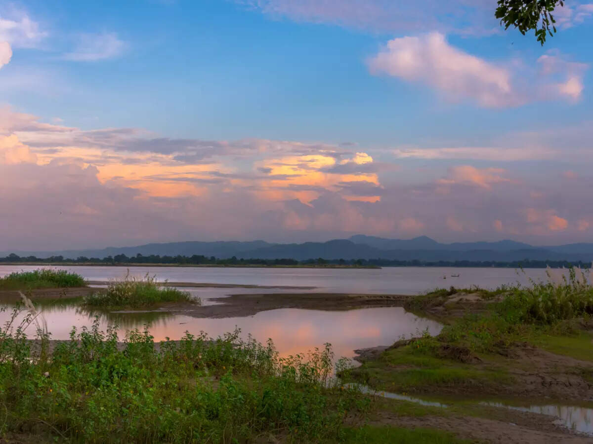 What makes Assam’s Sualkuchi a unique weaver's village? | Times of ...